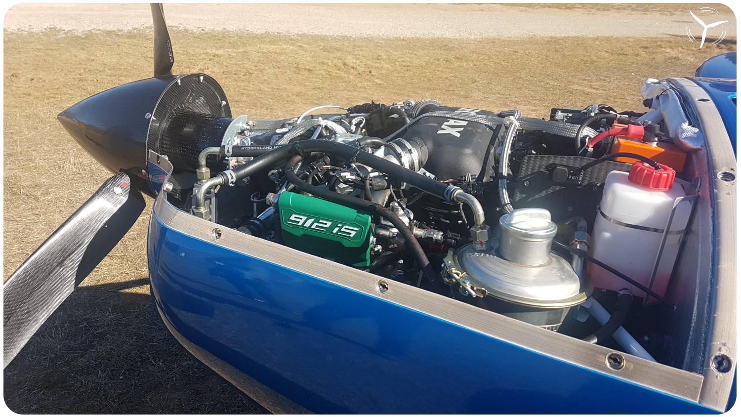 Constant Speed Instrument on bus CAN Rotax 912iS & 915iS - E-props - Blog