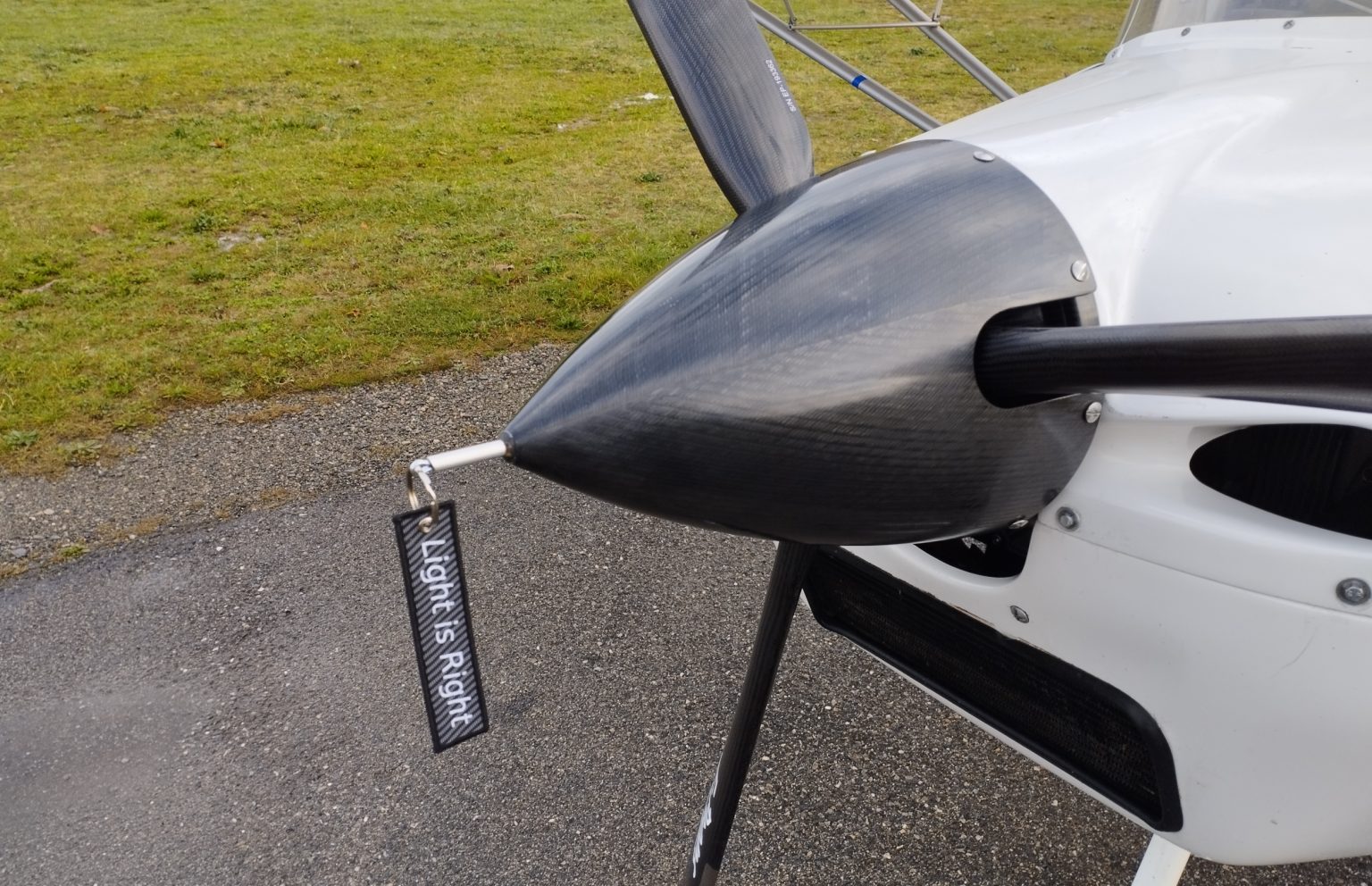 E-Props for VAN'S RV-12 : special pitot system - E-PROPS Carbon ...