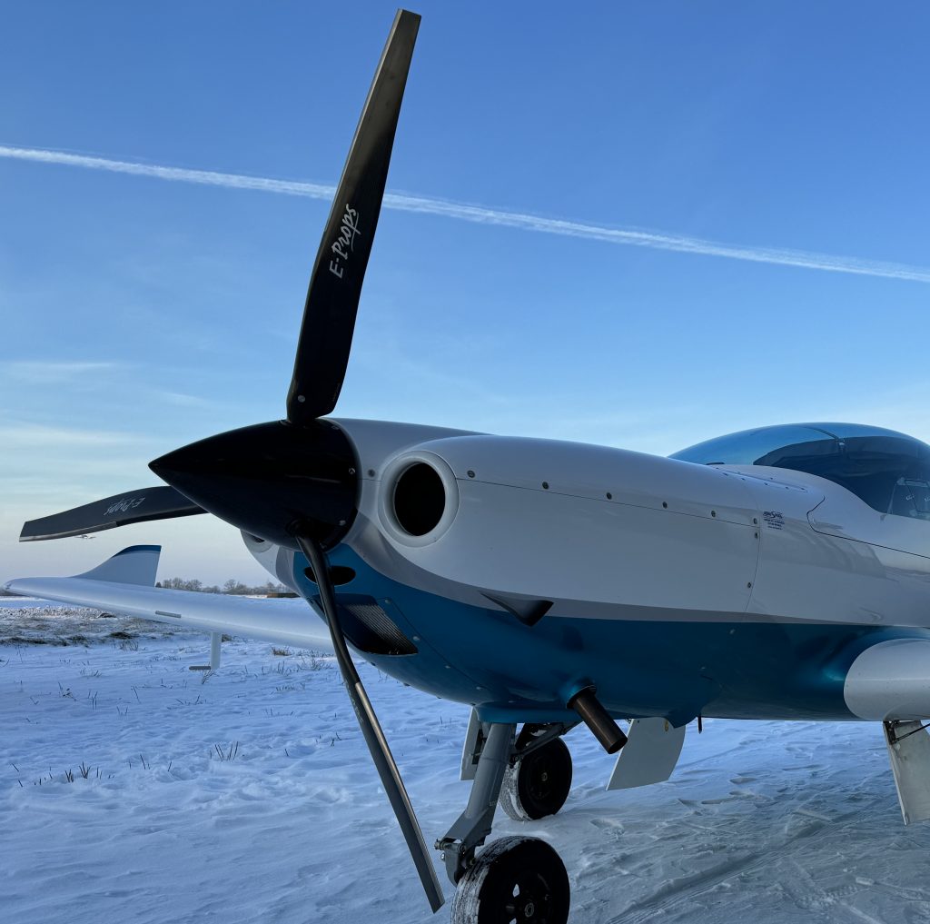 Aerospool WT9 Dynamic with E-Props Glorieuse - E-props - Blog